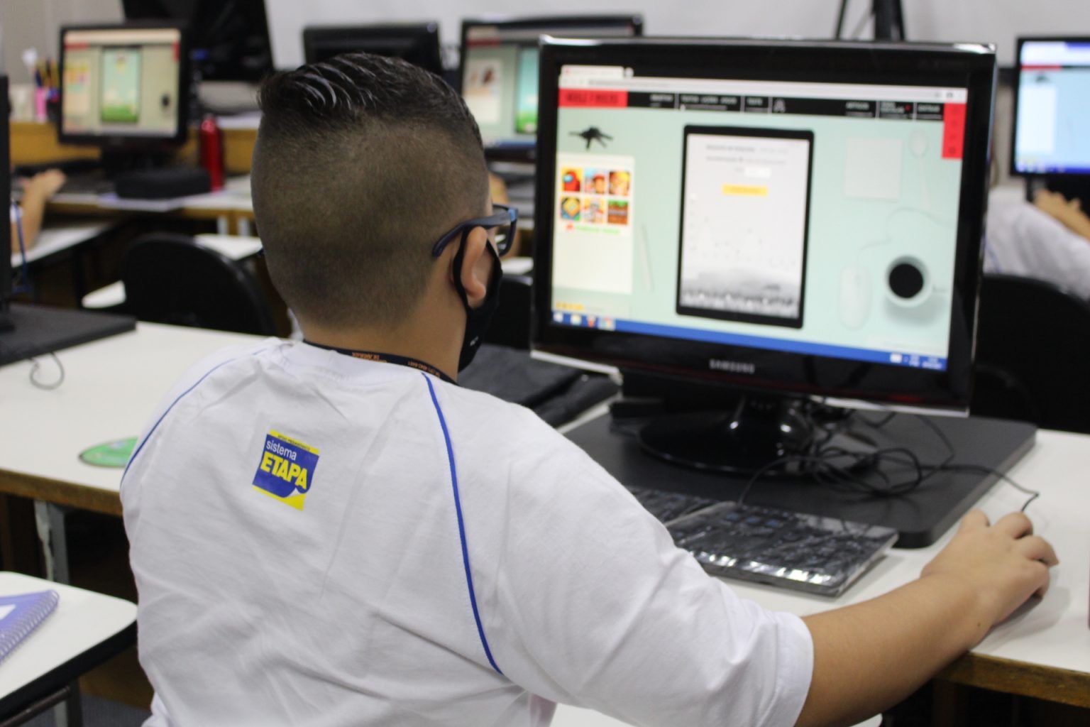 AULA DE INFORMÁTICA COM JOGOS PARA DIGITAÇÃO RÁPIDA – CCDA – Colégio ...